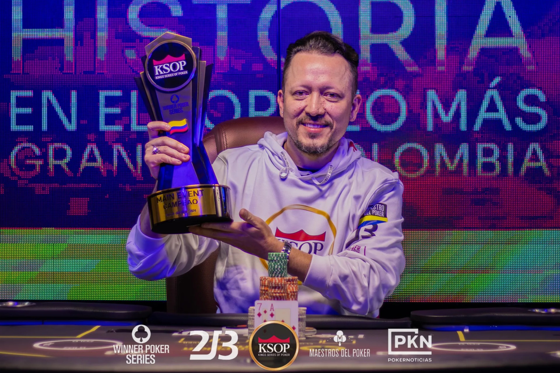 Mauricio Ramos se quedó con el Main Event del KSOP Colombia - Codigo Poker