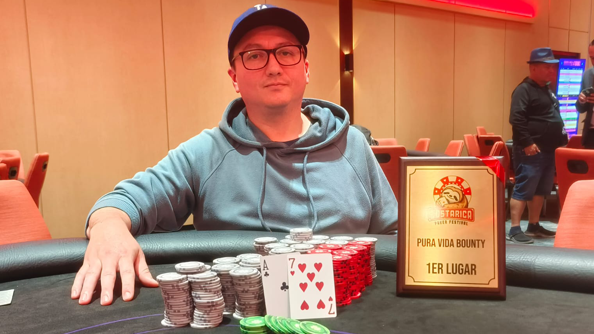Emerson Monge es el primer campeón del Costa Rica Poker Festival