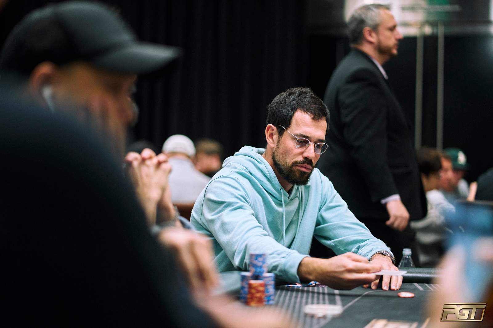 Nick Schulman lidera a los finalistas en el inicio del PGT Last Chance