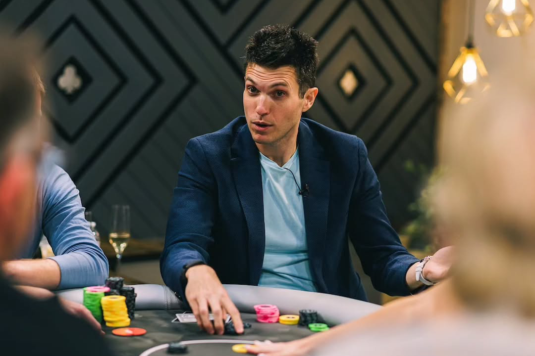 Doug Polk Regaló US$100 A Cada Jugador De Su Club De Poker