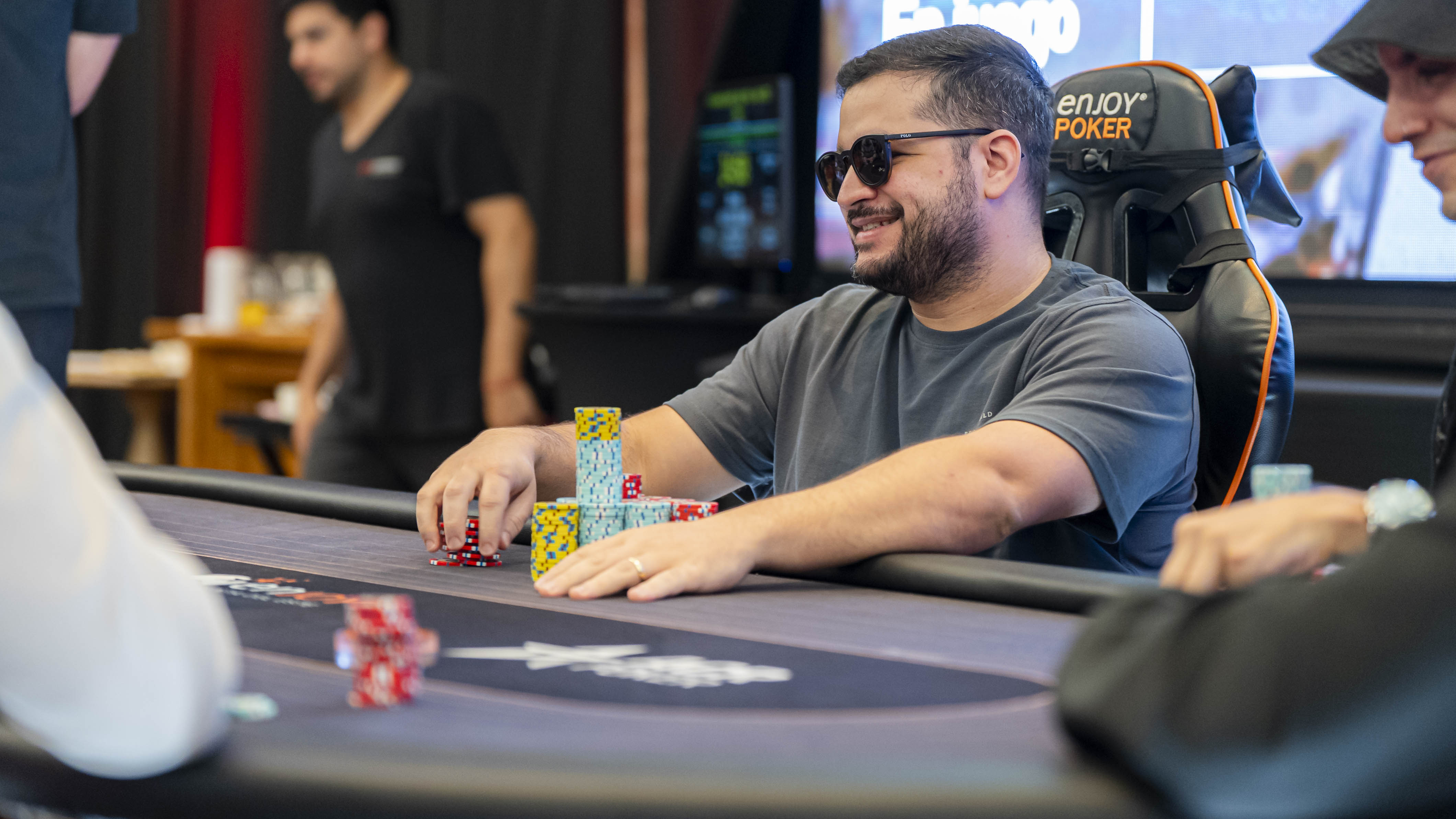 Davi Cola volta a empilhar títulos nos high rollers da WSOP Online