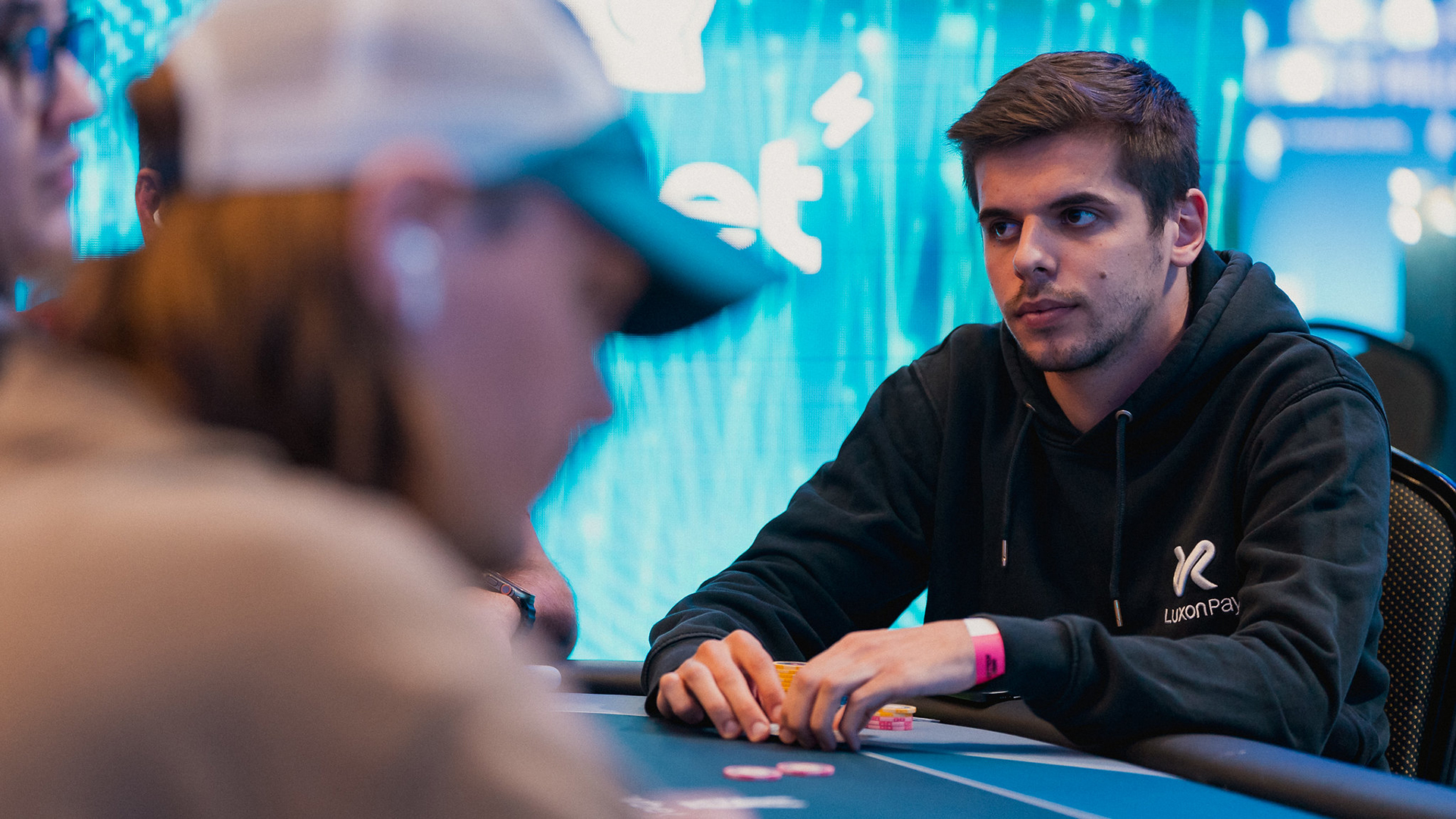 Hugo Moreira Tromba Com AA E Deixa SHR No Winter Millions
