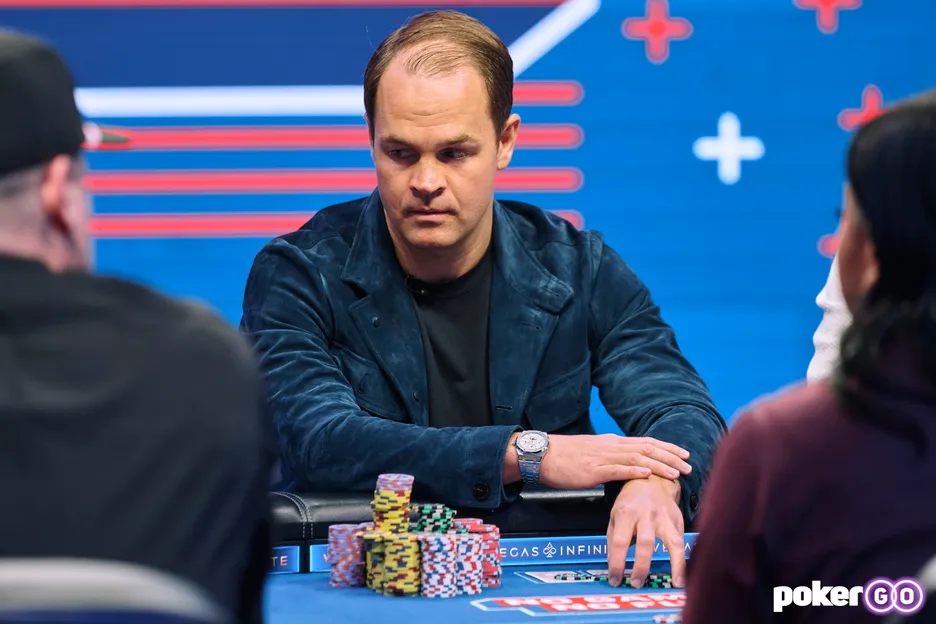 Andrew Robl Y Un Pozo De US$400K Con Escalera De Color - CodigoPoker