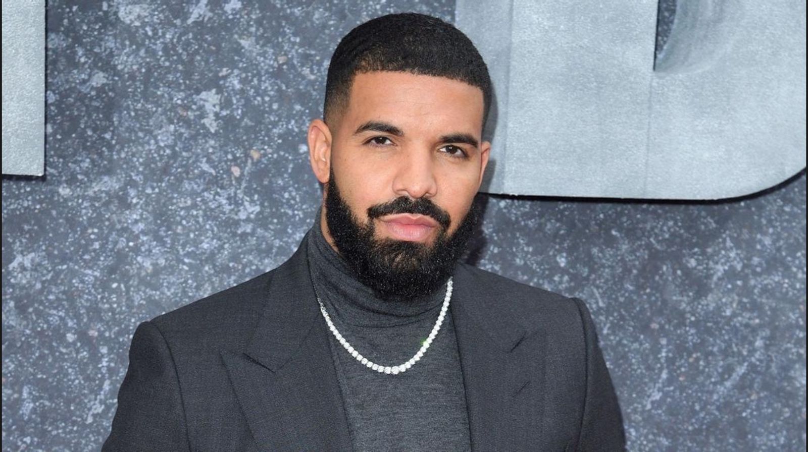 Rapero Drake y Adin Ross enfrentan una demanda por promover un casino ...